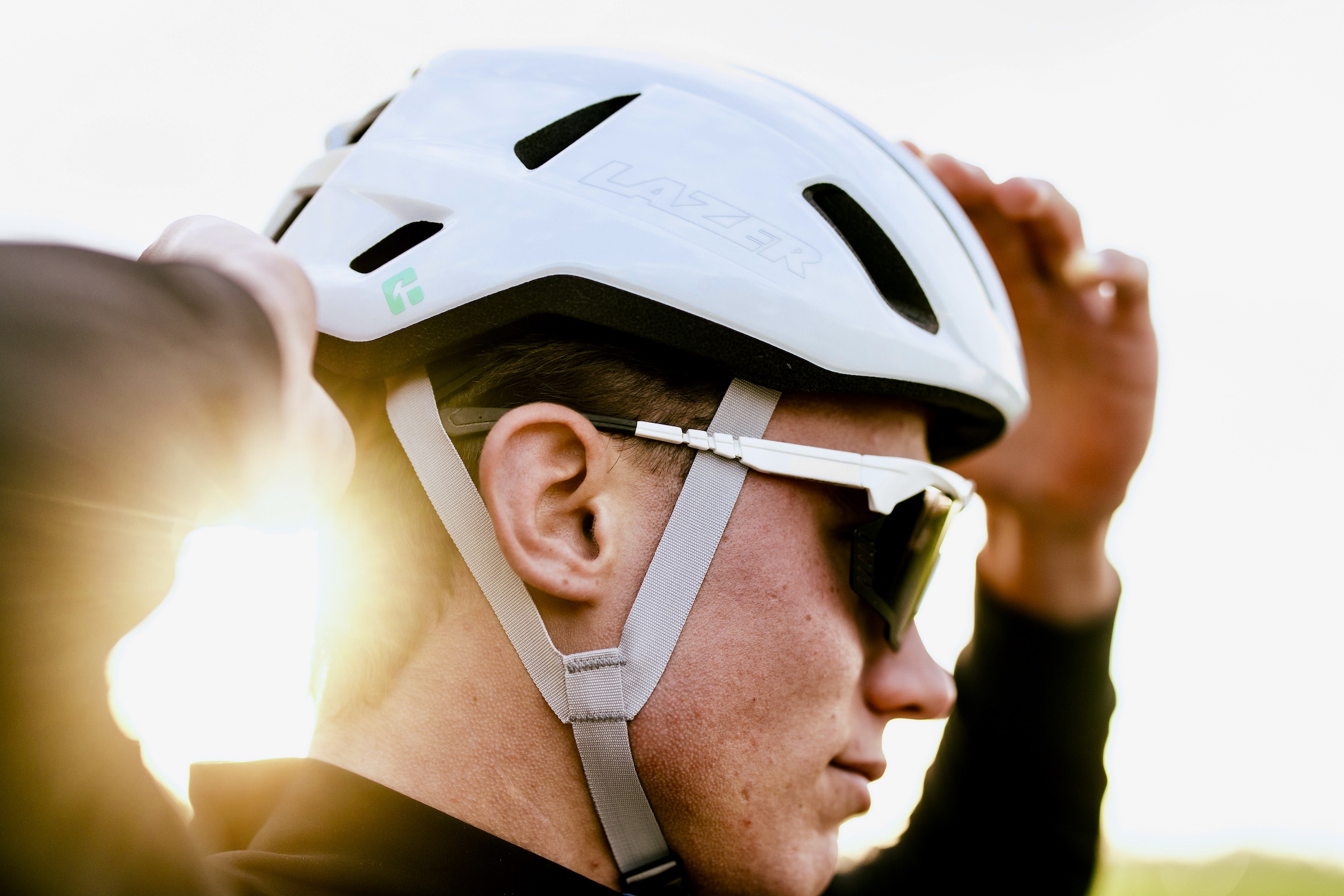 CapoVelo.com - Lazer Introduces New Sphere KinetiCore Helmet